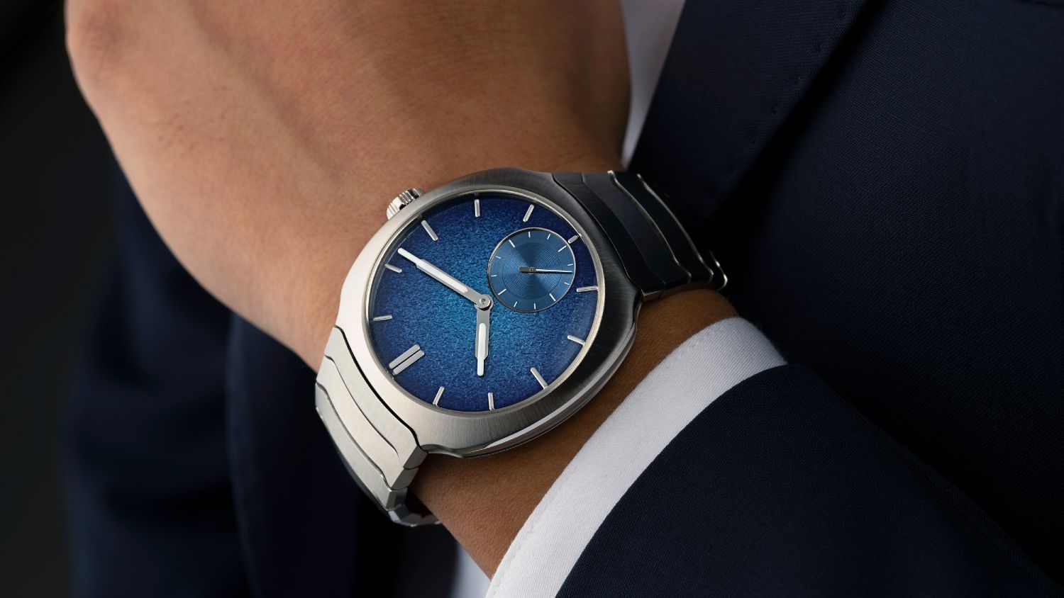 H. Moser & Cie.’s Streamliner Small Seconds appears in a new case and dial