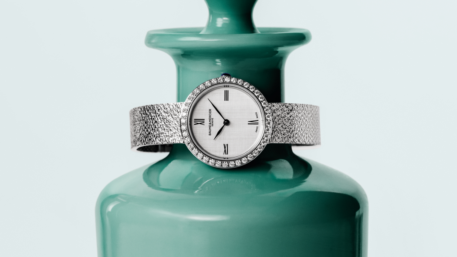 Baume & Mercier Launches the Joia Collection at Watches and Wonders 2026